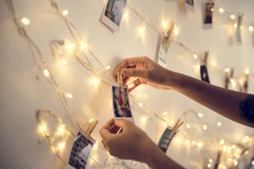 How to Create a Vision Board for 2025 (ULTIMATE GUIDE)