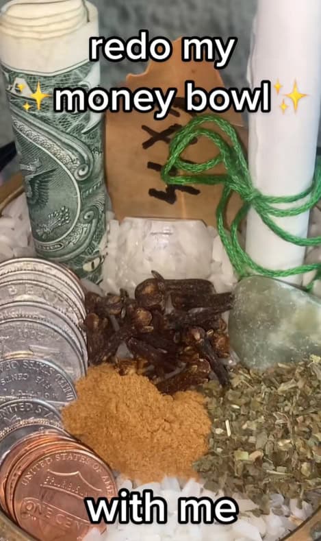 10 Ways to Create a Money Bowl (Money Bowl Spells that Work!)